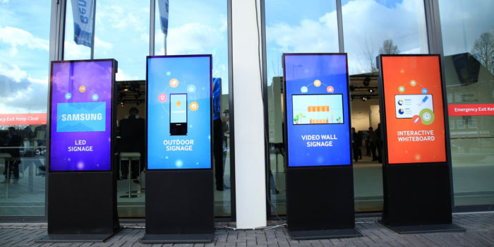 Led Advertisement Display Kiosks: A New Era of Display Engaging